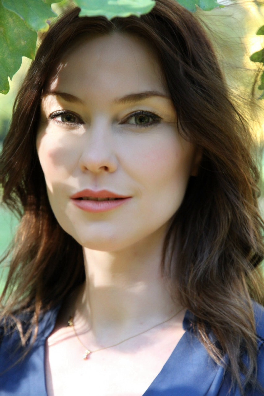 Dana Friedrich professional voice actress